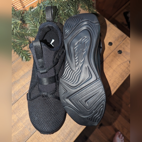 Puma | Shoes | Puma Rift Slip On Kids Sz 65 Junior | Poshmark